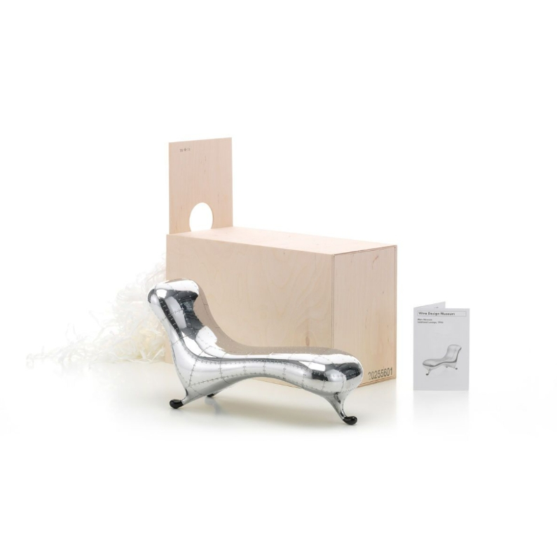 Miniature Lockheed Lounge Newson 1986 · Arteum